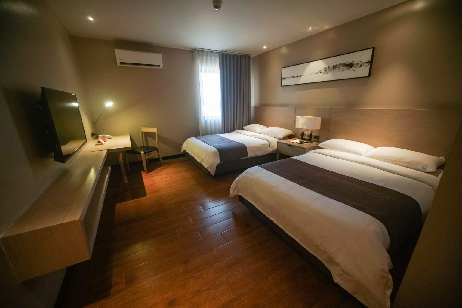 Superior Room - Subic Bay Travelers Hotel